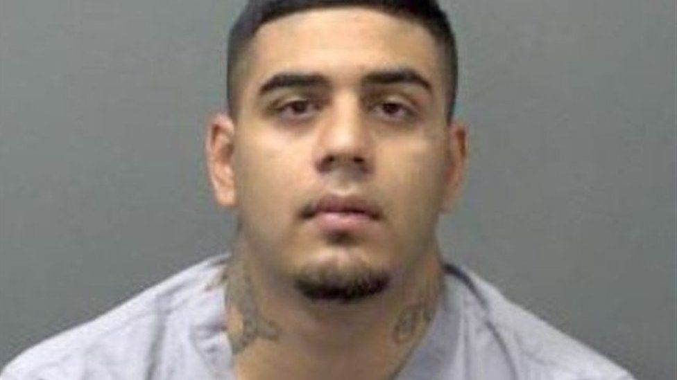 Hassan Mehmood: Boxer jailed over 'arson revenge attack' - BBC News