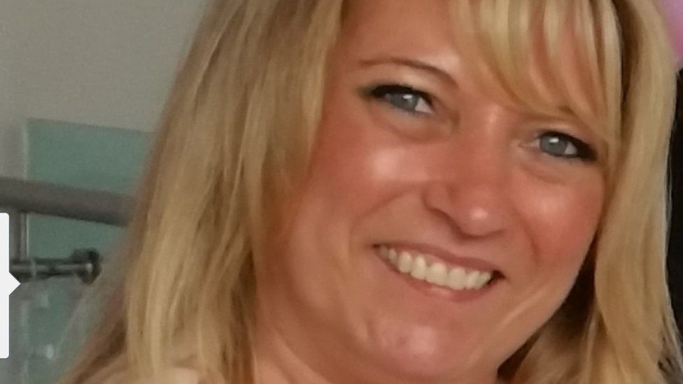 James Bulger mother gets award for charity set up in memory of son ...