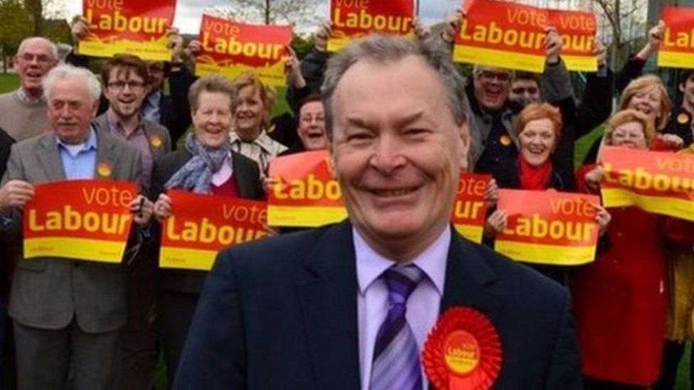 Middlesbrough mayor Dave Budd slams HMRC closure plans - BBC News