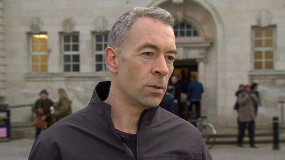 No plan for petrol and diesel ban in Wales, says Plaid AM - BBC News