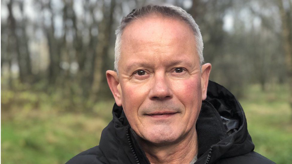 National parklife - a difficult balancing act - BBC News