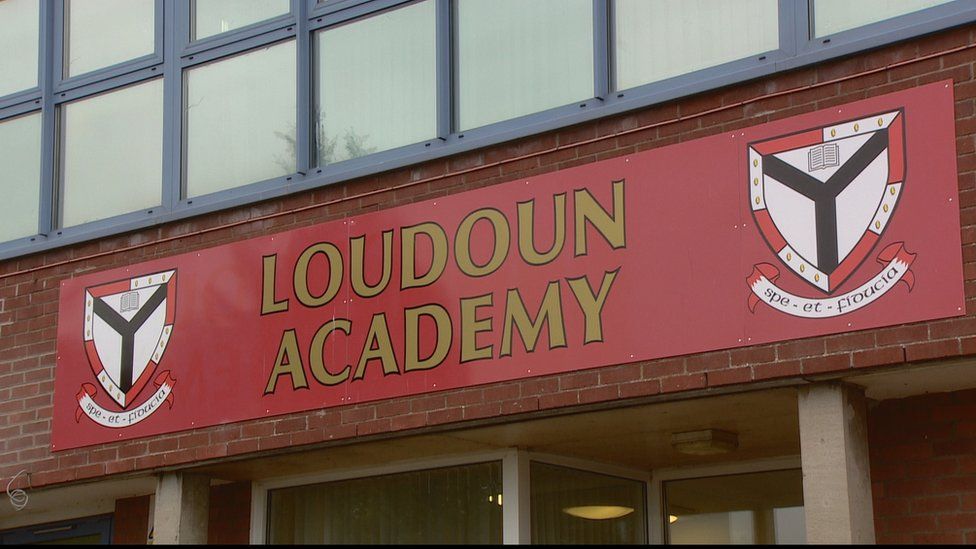 Ayrshire police play ACE card in drive to reduce crime - BBC News