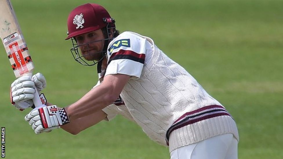 County Championship: Worcs hit by James Hildreth double century - BBC Sport