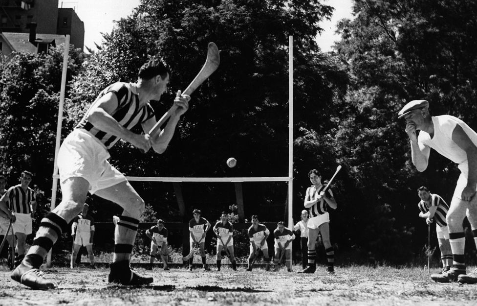 The hurling heroes of Ireland - BBC News