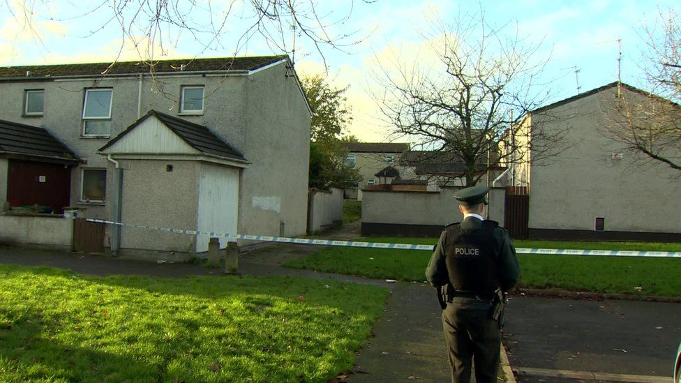 Pipe bomb man who blew off his own hands jailed - BBC News