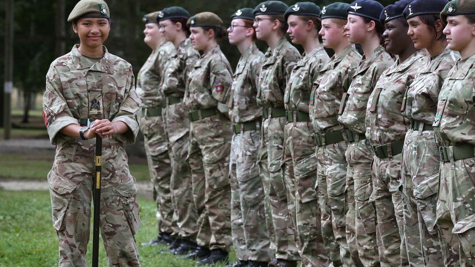 Filipina teen hits highest pinnacle for Army cadet - BBC News