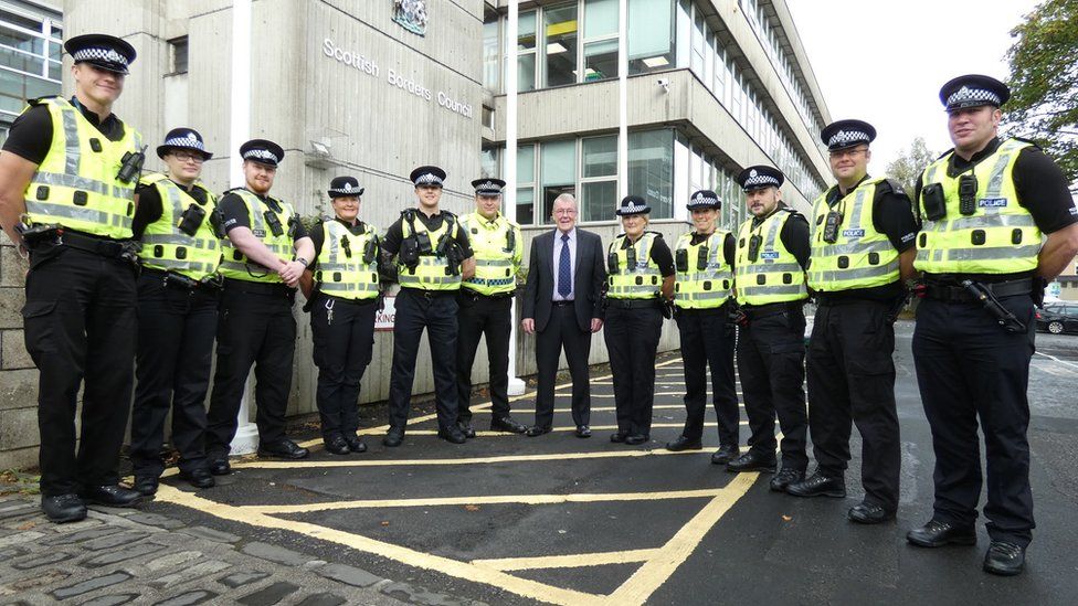 Scottish Borders community police team seize £1m drugs - BBC News