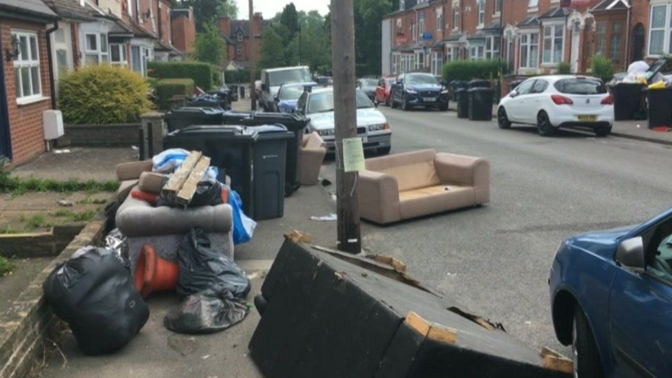 Birmingham bins not returned because of 'council squabble' - BBC News