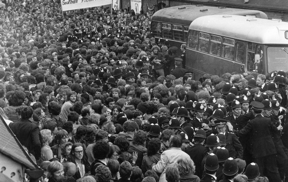 A strange echo of the 1970s - BBC News