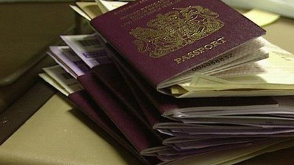 Guy Hands: UK must learn from Guernsey's immigration woes - BBC News