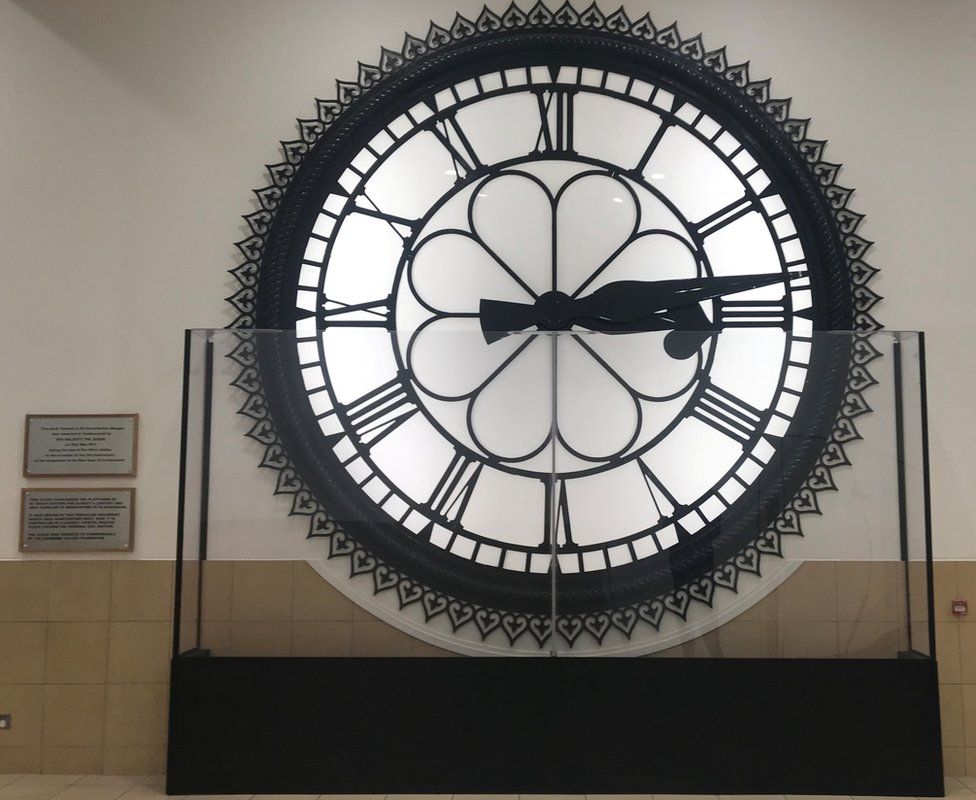 A new home for the Gregory's Girl clock? - BBC News