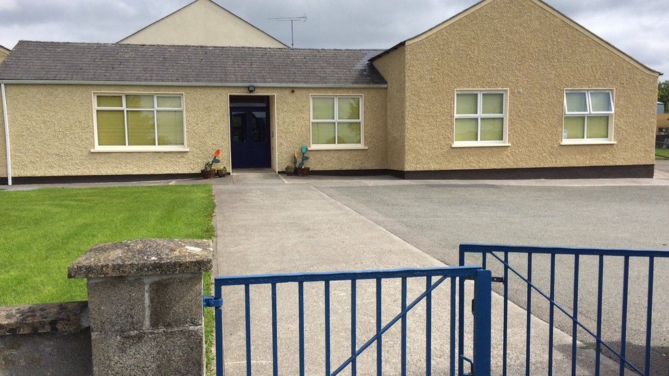 Cavan murder-suicide: 'Notes found' at Hawe house - BBC News