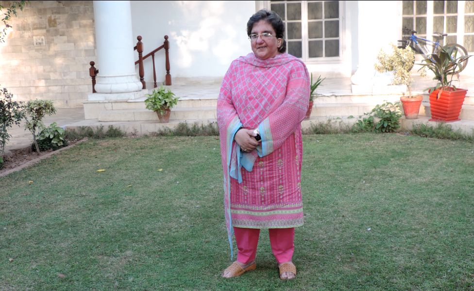 Kaavan, the world's loneliest elephant, is finally going free - BBC News