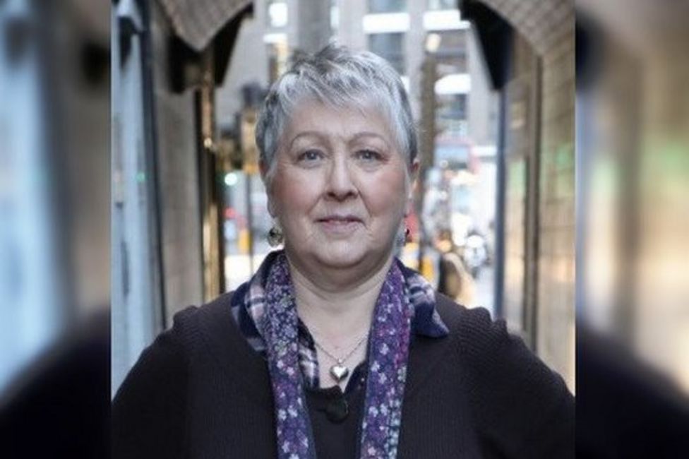 Helynt Betsi Cadwaladr yn 'drychinebus ac yn warthus' - BBC Cymru Fyw