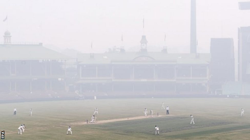 Sydney smoke: Conditions like 'smoking 80 cigarettes a day' at SCG in ...