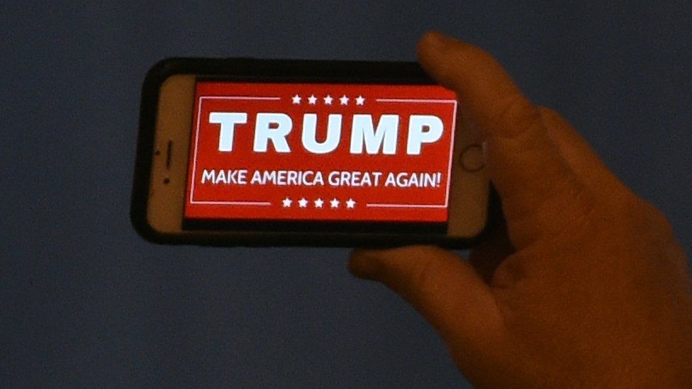 How the @Potus handover from Obama to Trump works - BBC News