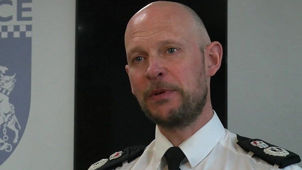 Thames Valley Police claims progress on knife and sexual violence - BBC ...