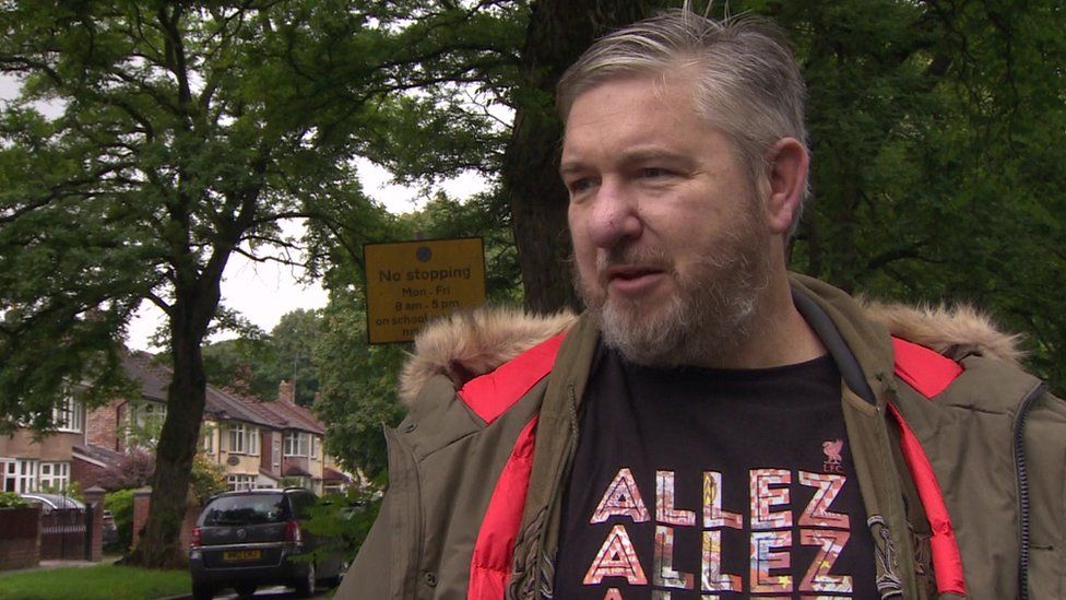 Liverpool road closures during school run trialled - BBC News