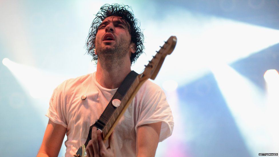 Japandroids: The band who made a 'secret' third album - BBC News