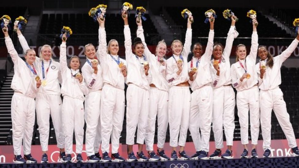 Tokyo Olympics: USA win first women's volleyball gold - BBC Sport
