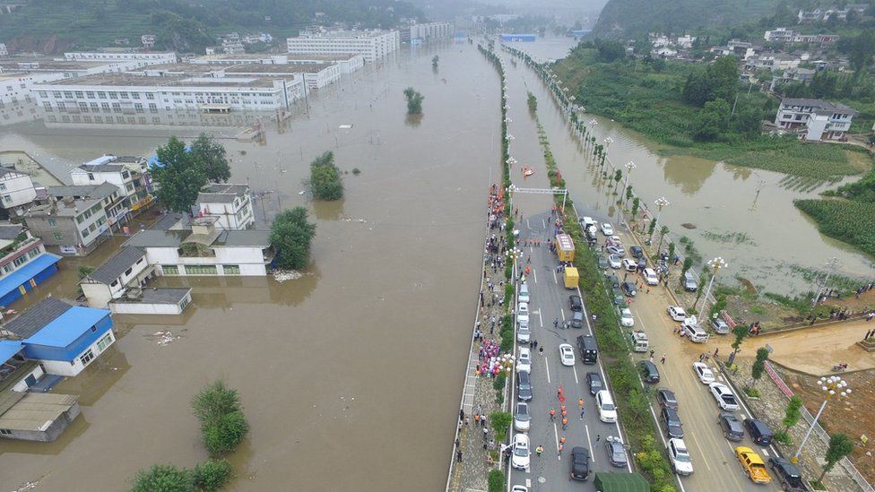 Flooding kills more than 180 people in central and southern China - BBC ...