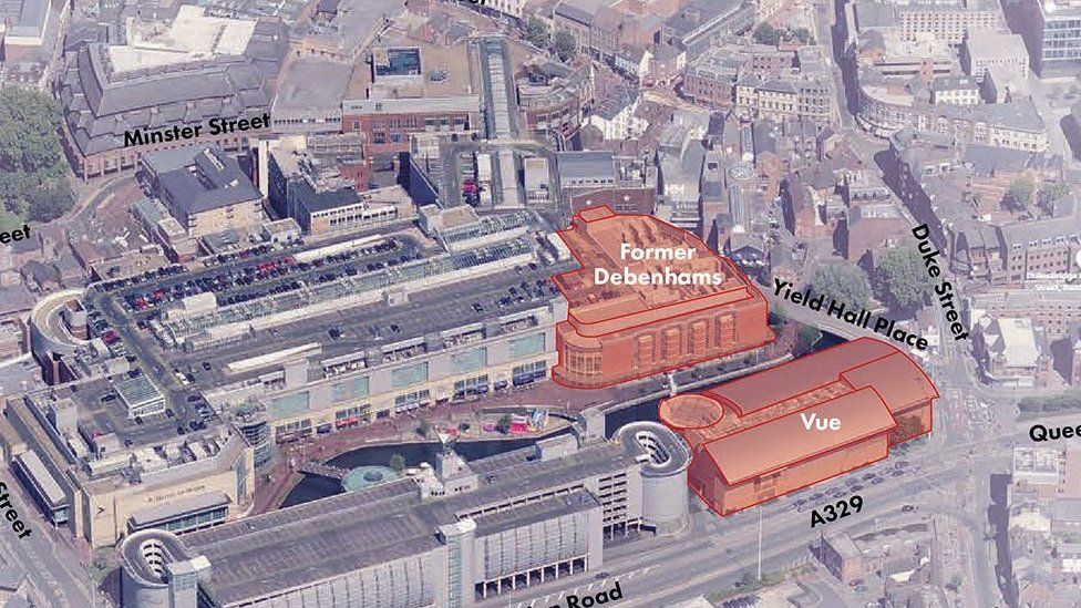 Reading: Build-to-rent apartment plan for The Oracle - BBC News