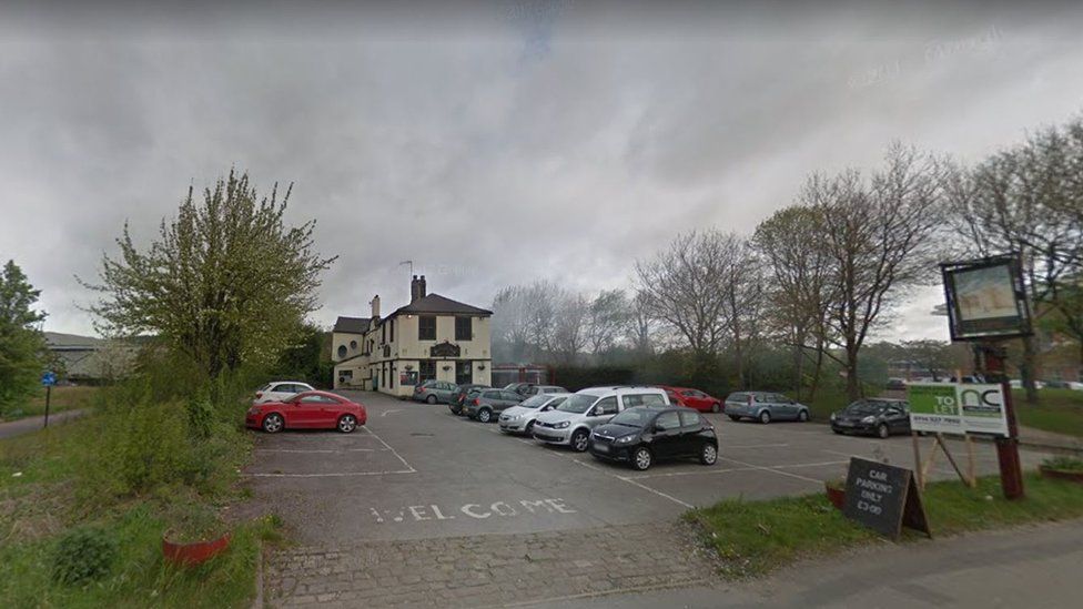 Sheffield's Carbrook Hall to become Starbucks drive-thru - BBC News