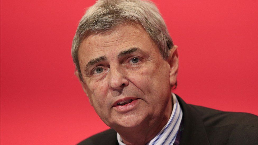 Unison: Union boss Dave Prentis stepping down after 20 years - BBC News