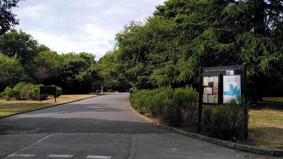 Croydon cemetery: People seen taking water meant for graveside flowers ...