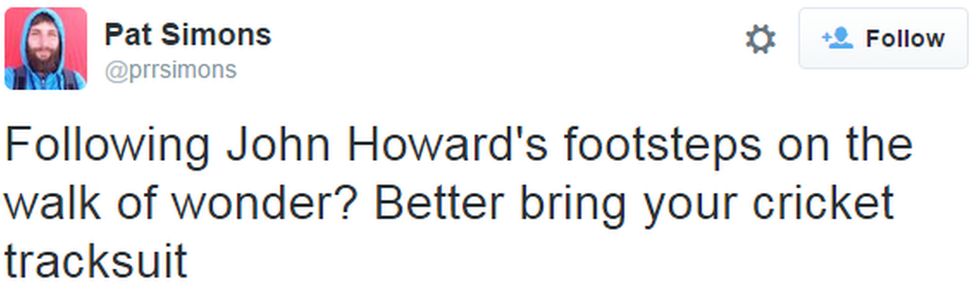 Former Australian PM John Howard given 'Walk of Wonder' - BBC News