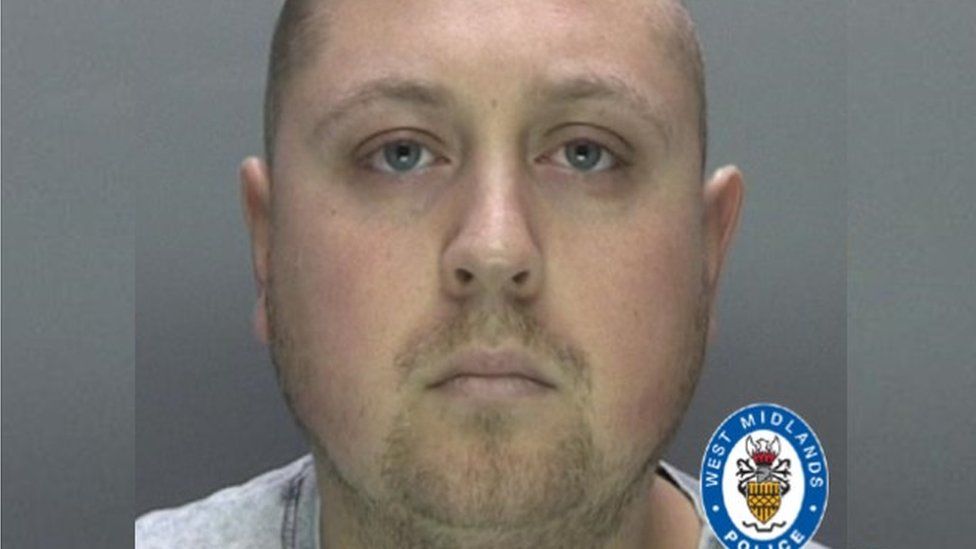 Tipton man who posed as child abuser online jailed - BBC News