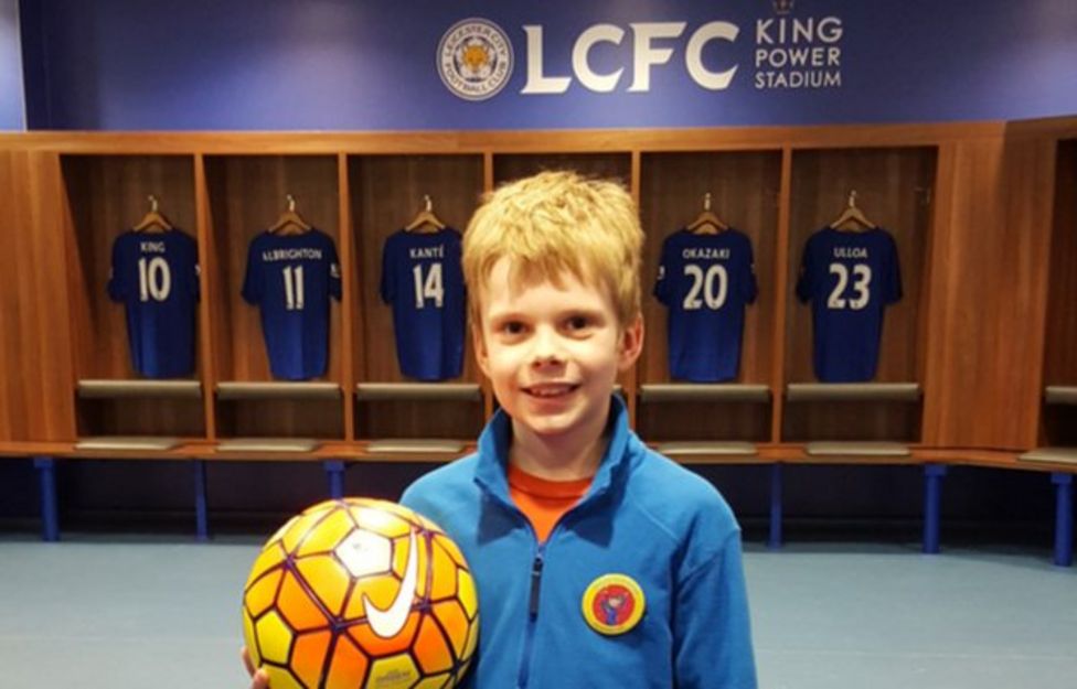 Leicester City 'roll out red carpet' for grieving boy aged nine - BBC Sport