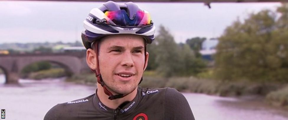 Scott Davies: Welsh cyclist targets professional contract - BBC Sport