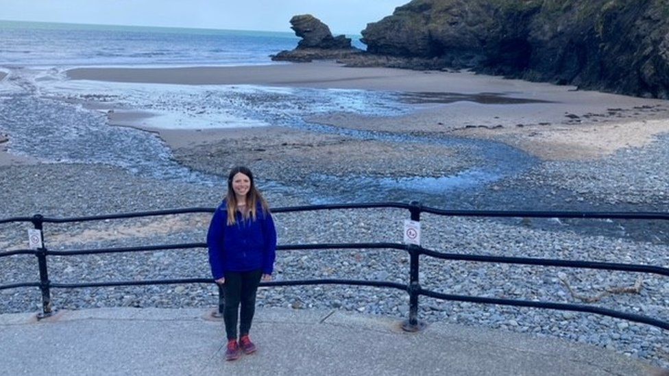 Ymgyrch i godi cerflun Cranogwen yn Llangrannog - BBC Cymru Fyw