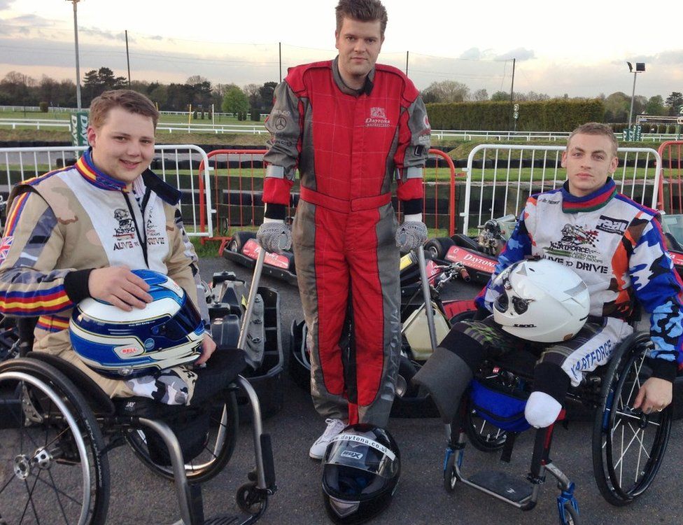 The double amputee with drive to become racing champ - BBC News