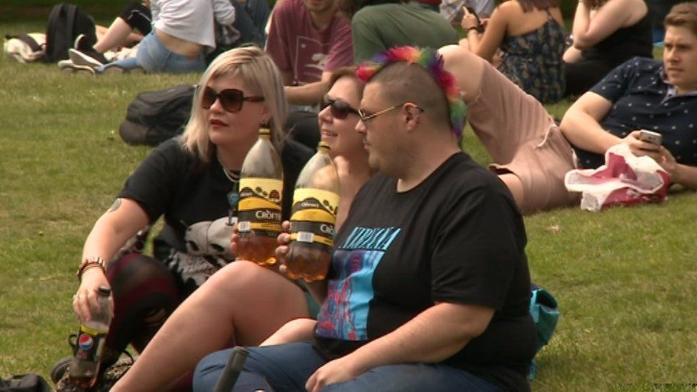 Bristol 'drink-in' protest over Castle Park alcohol ban - BBC News
