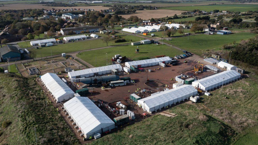 How is the government tackling the migrant crisis in the UK? - BBC ...