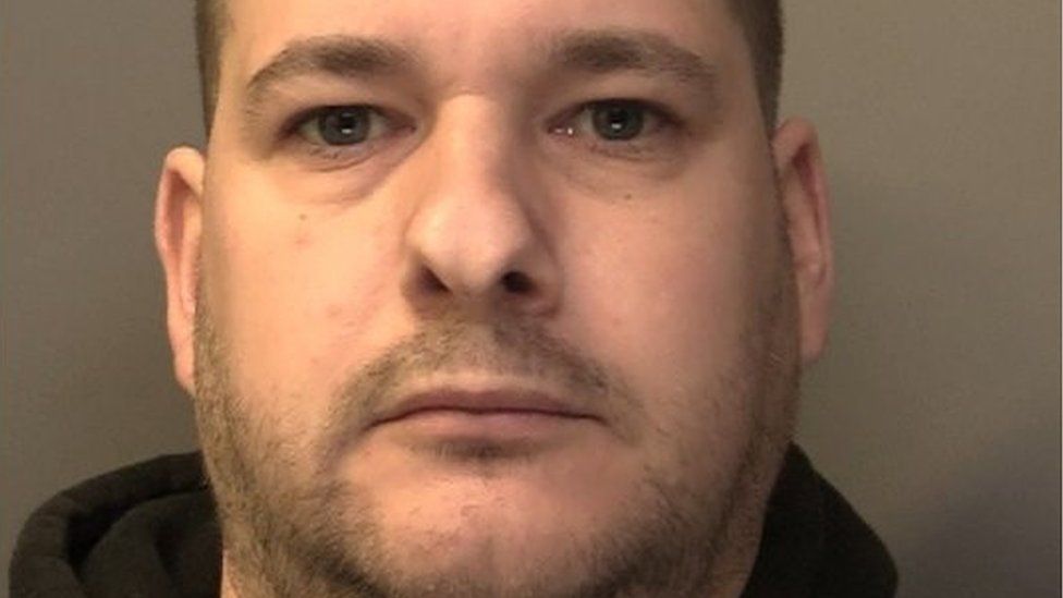 Wirral man claimed online 'master' ordered child abuse - BBC News