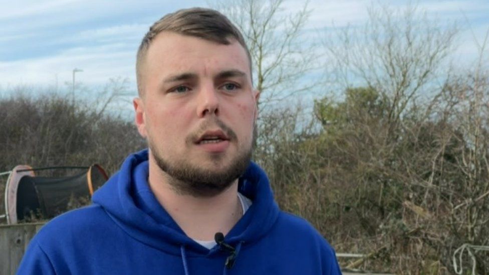 Whitstable man's carbon monoxide warning after family tragedy - BBC News