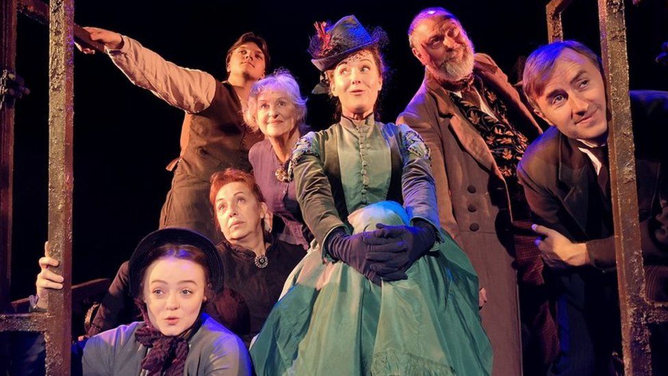 Tay Bridge Disaster play marks Dundee Rep at 80 - BBC News