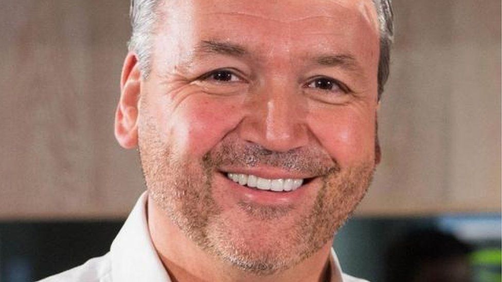 Asda chief Andy Clarke to be replaced by Sean Clarke - BBC News