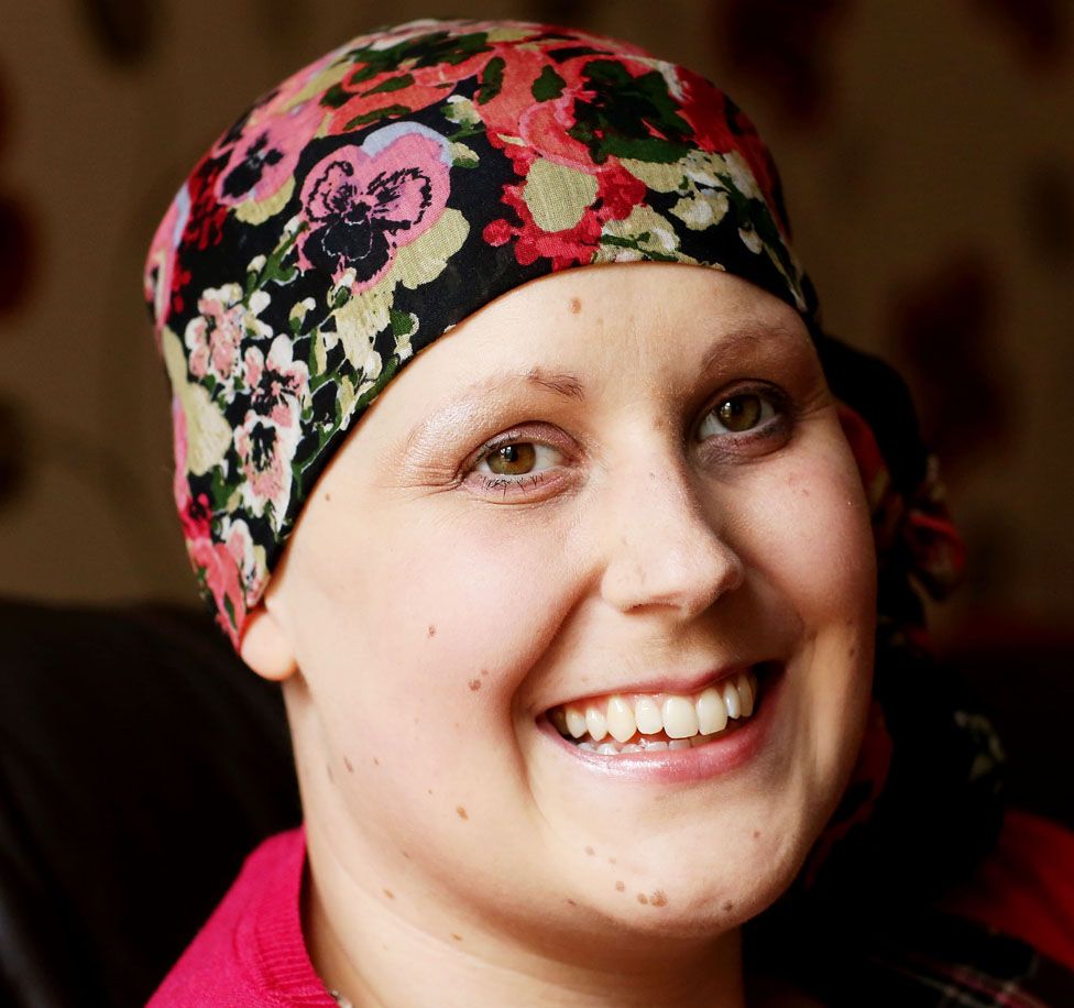 Does going into hospital make you sick? - BBC News