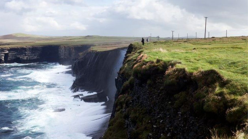 Greater Skellig Coast named Ireland's first 'Hope Spot' - BBC News