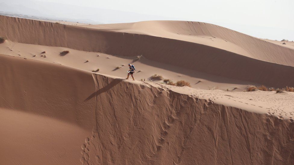 What has Saharan sand got to do with hurricanes? - BBC News