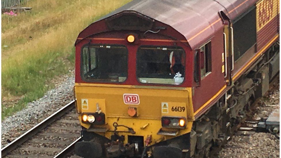 Armed police swoop on 'shot' train in Cheltenham - BBC News