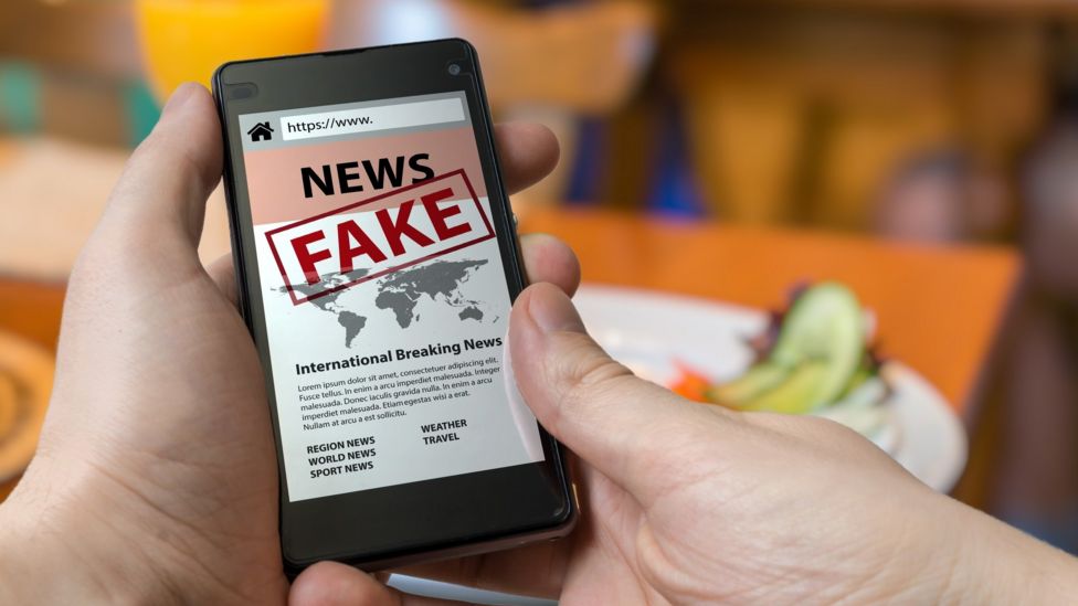 Instagram fact-check: Can a new flagging tool stop fake news? - BBC News