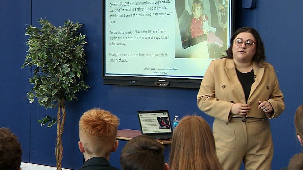 Newcastle teacher reveals to students she was child refugee - BBC News