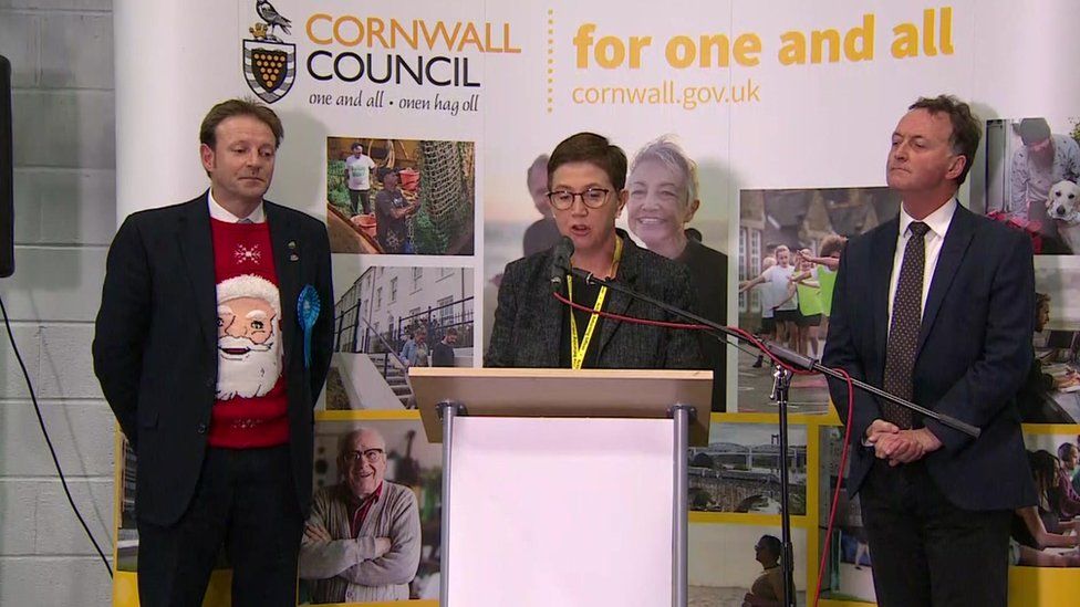 General election 2019: Delayed Isles of Scilly count declared - BBC News