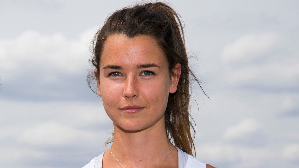 Brain injury rower Anna Thornton fit to return from US - BBC News