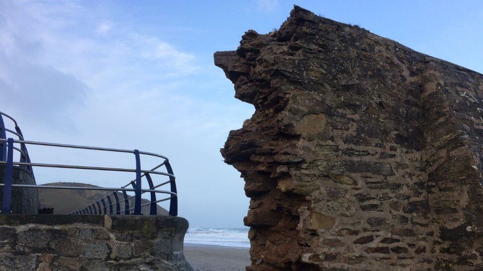 Portreath: The village at the centre of the storm - BBC News